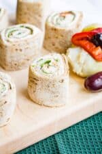 Mediterranean Chicken Pinwheels | Cupcakes & Kale Chips