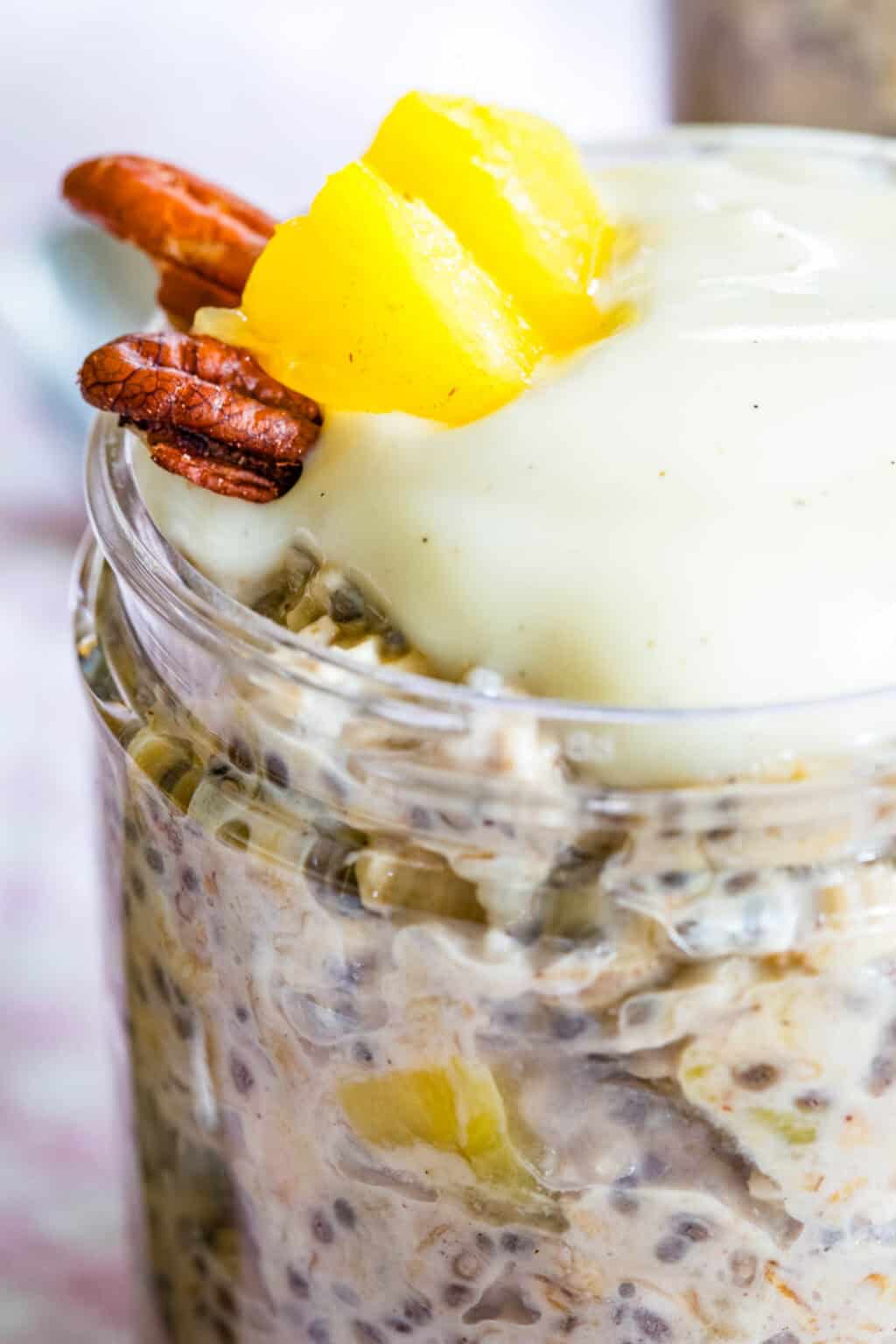 Hummingbird Cake Overnight Oats | Cupcakes & Kale Chips